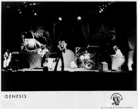 Genesis Live – The Genesis Archive